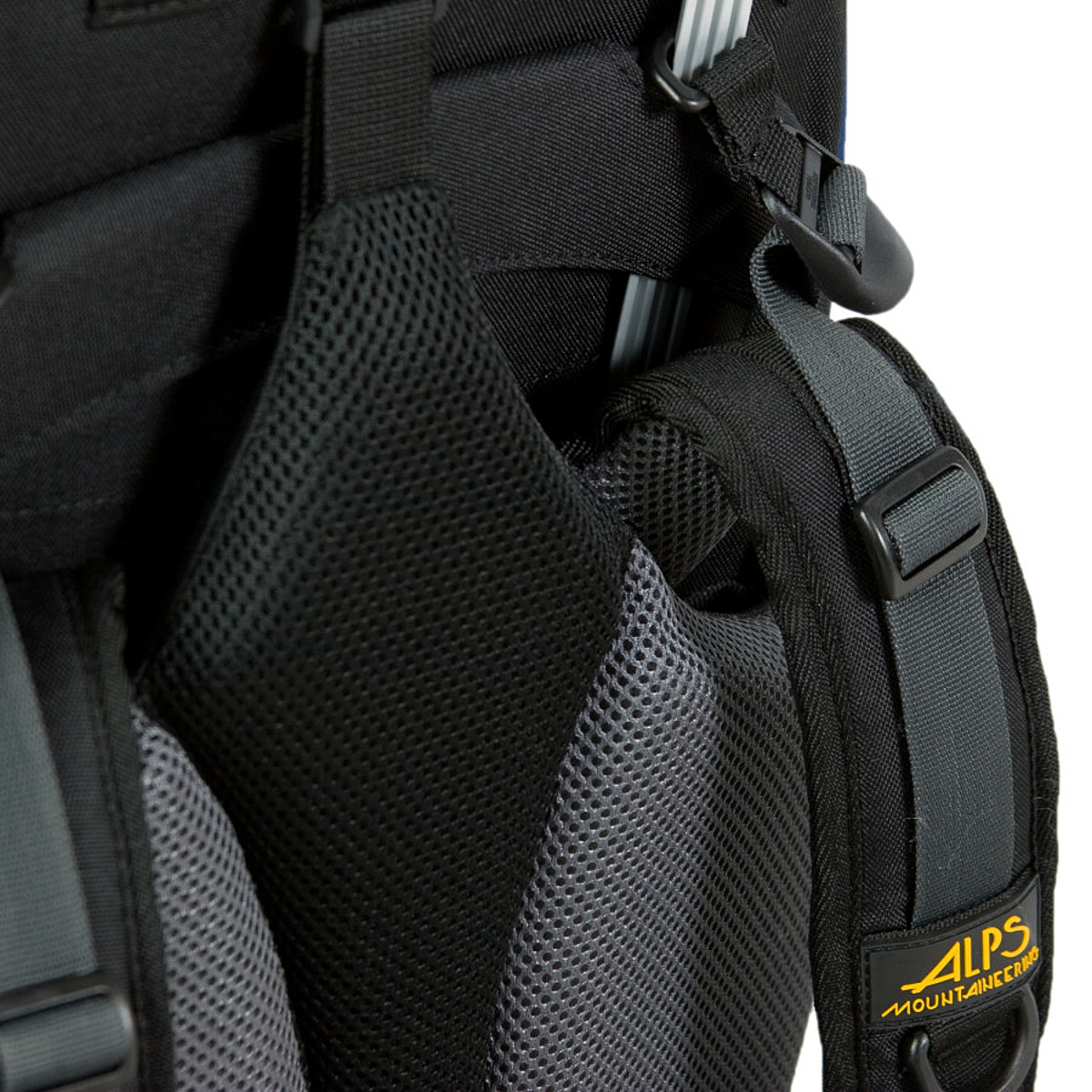 ALPS Mountaineering Denali Backpack - 4500cu in - Hike & Camp