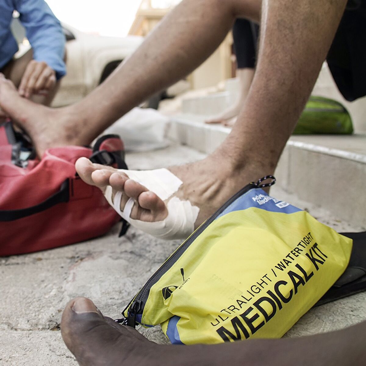 Adventure Medical Kits Professional Ultralight Watertight Kit - Hike & Camp