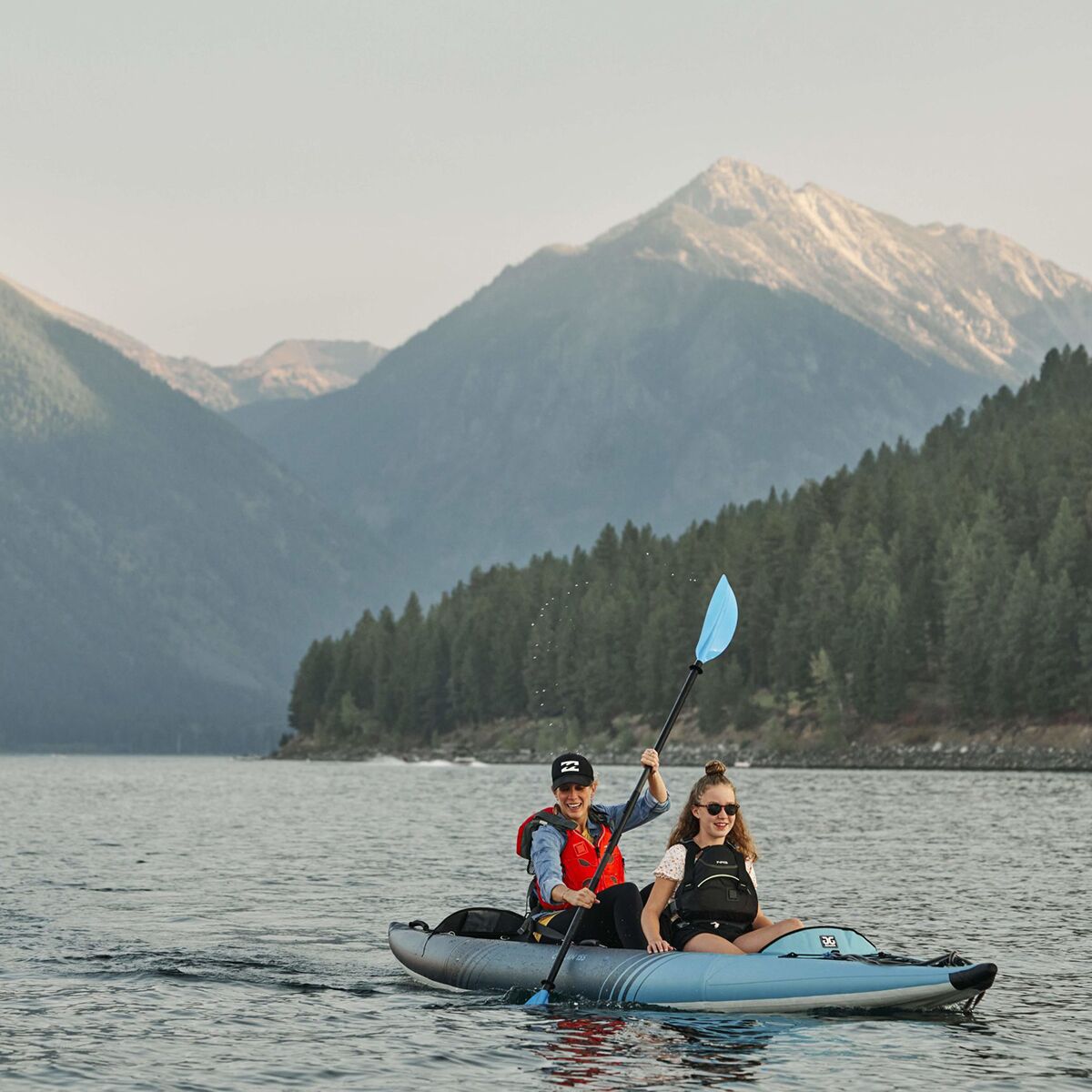 Aquaglide Chelan 155 Inflatable Kayak - Paddle