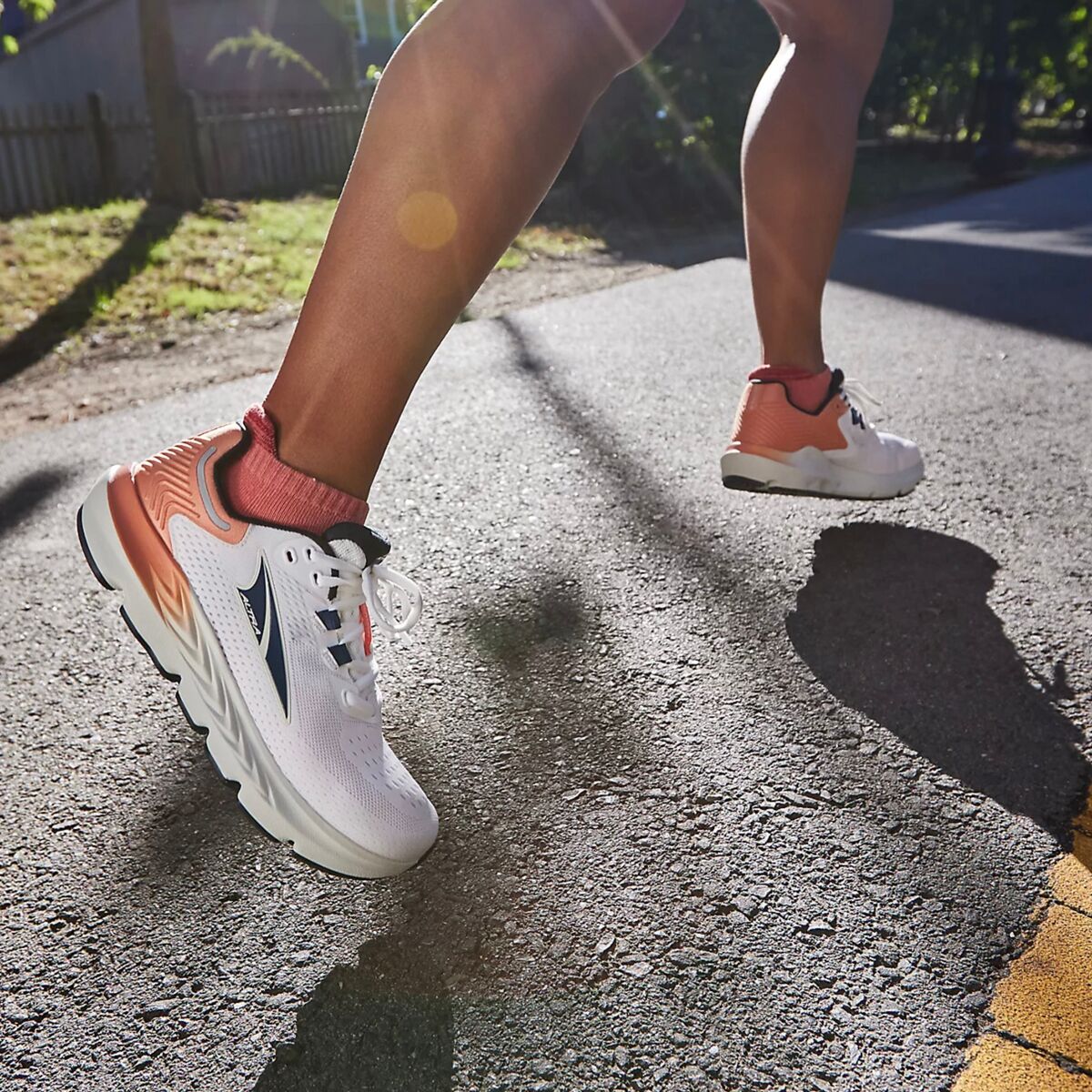 Altra Provision 7 Running Shoe - Women's - Footwear