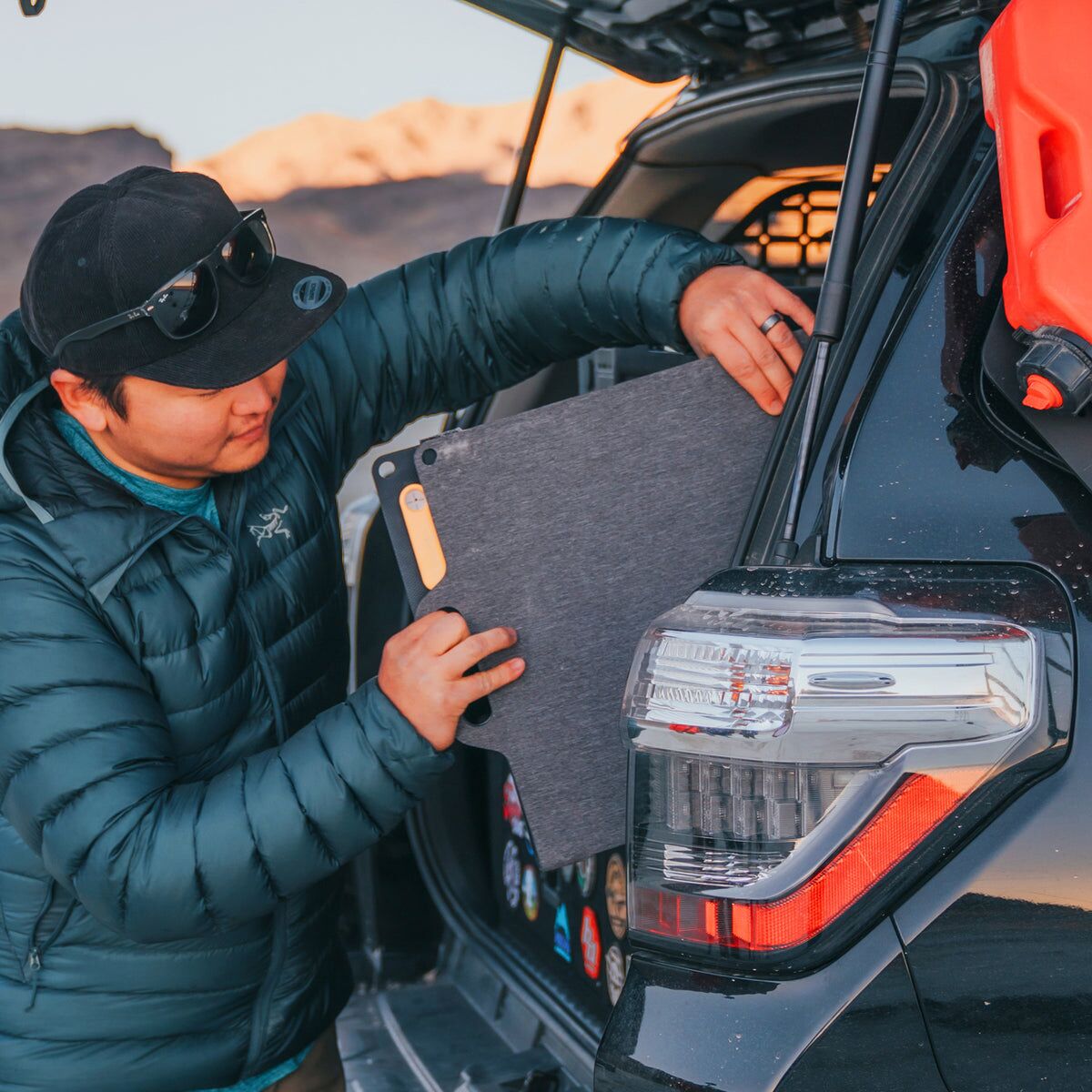 BioLite 100 SolarPanel - Hike & Camp