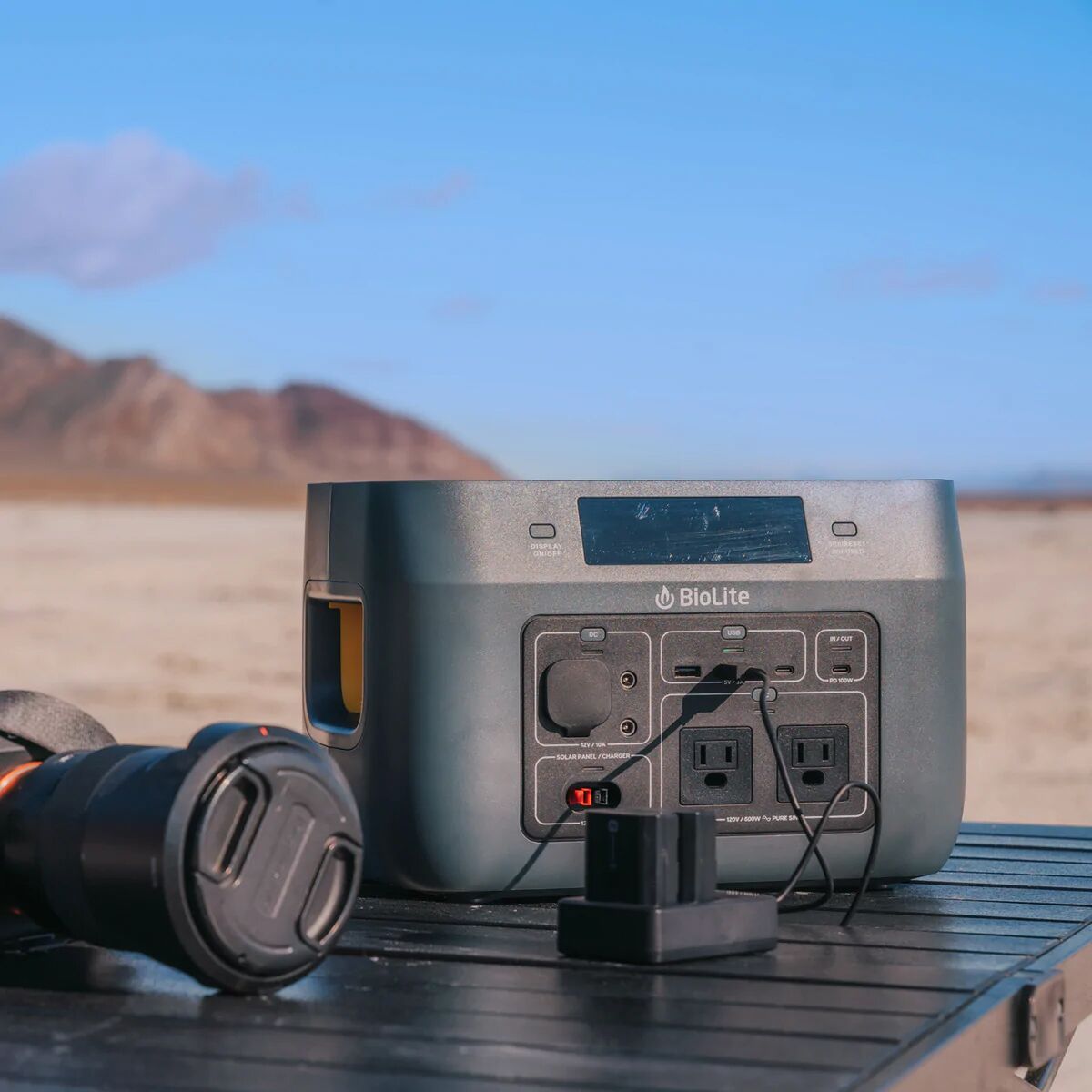 BioLite 600 BaseCharge Power Station - Hike & Camp