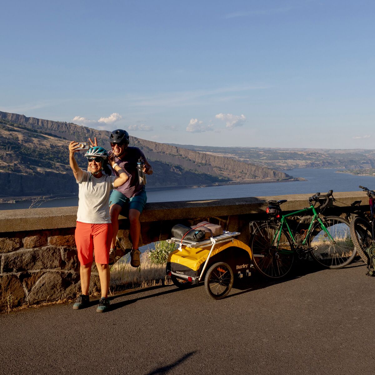 Burley Nomad Touring Cargo Bike Trailer - Bike