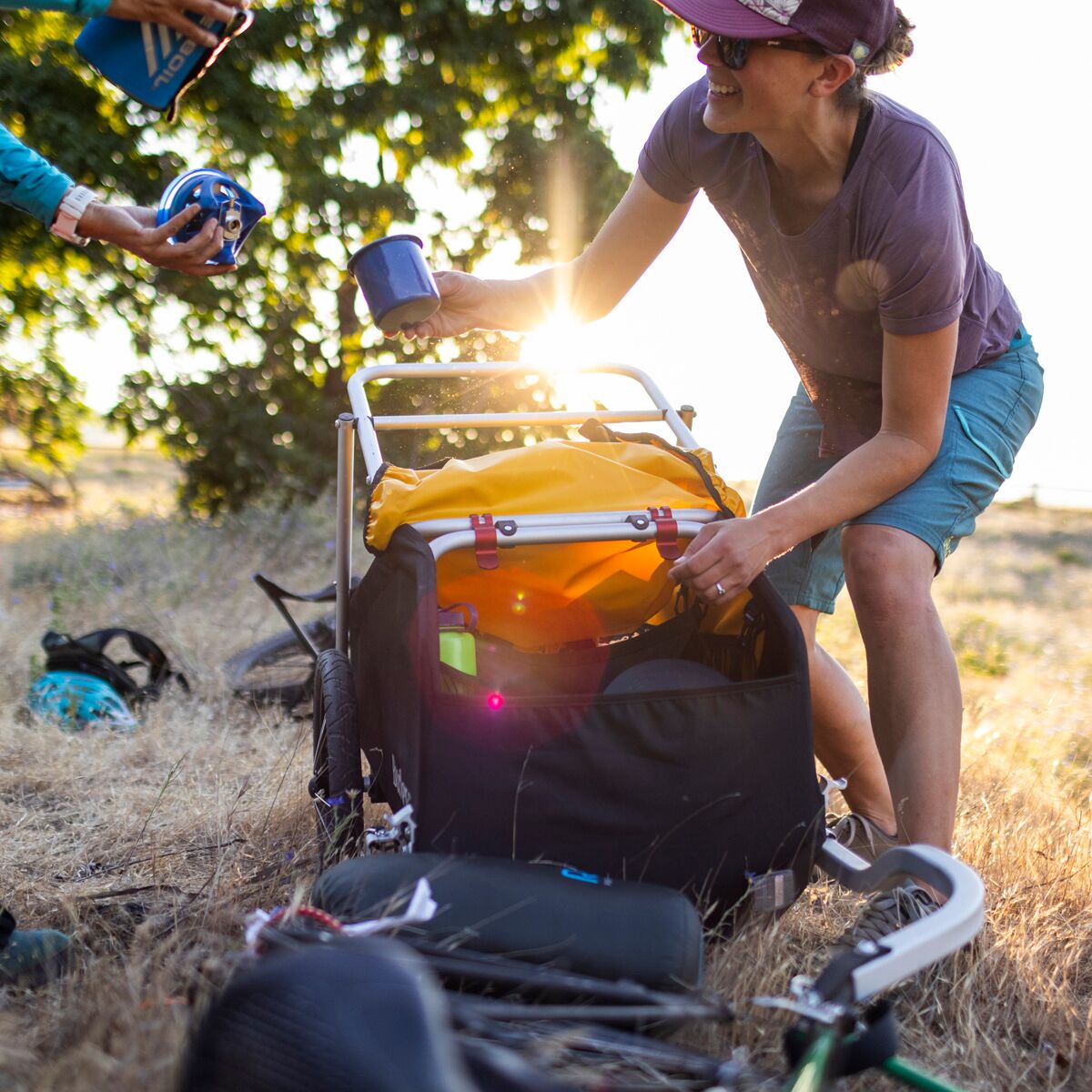 Burley Nomad Touring Cargo Bike Trailer - Bike