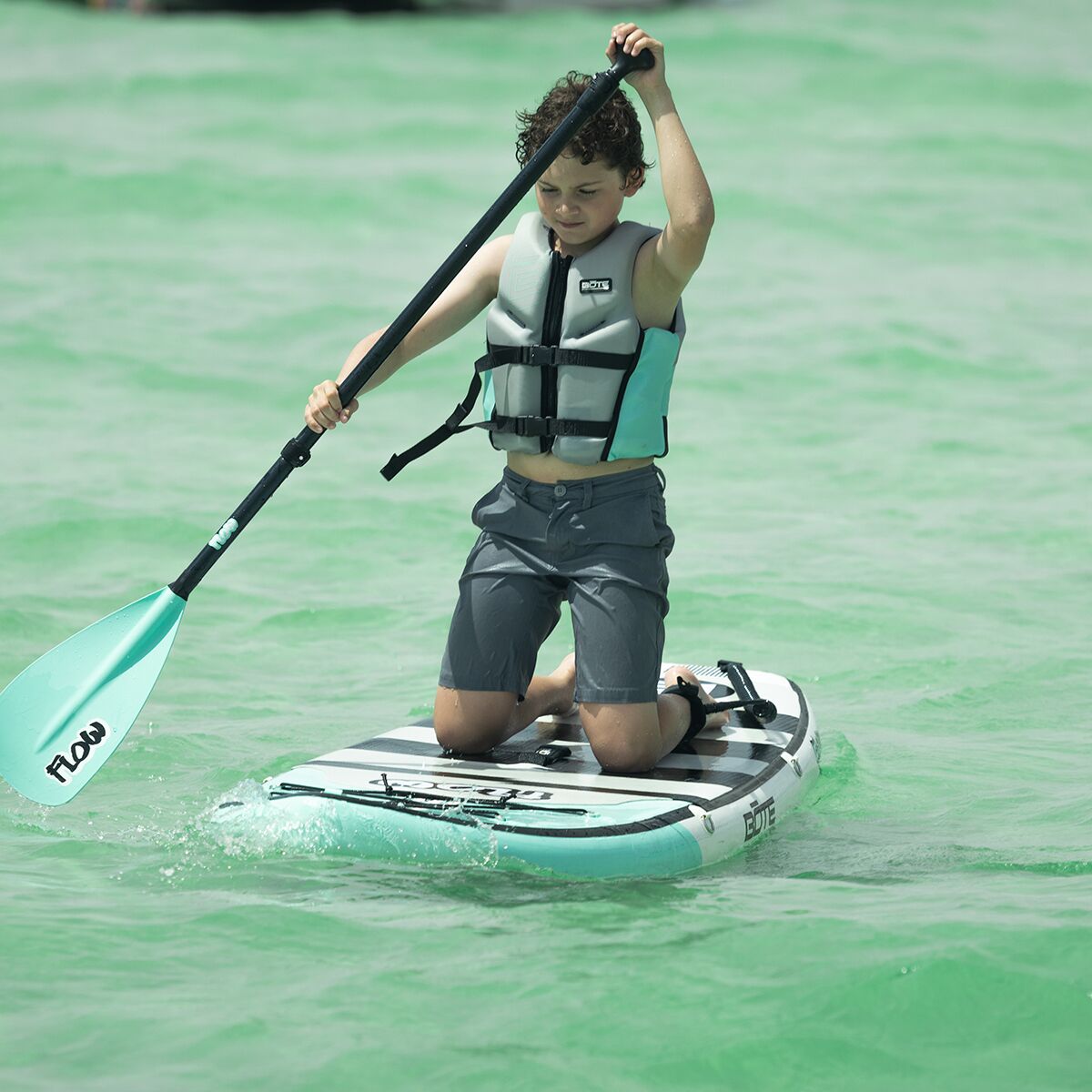 BOTE FLOW Aero Stand-Up Paddleboard - Paddle