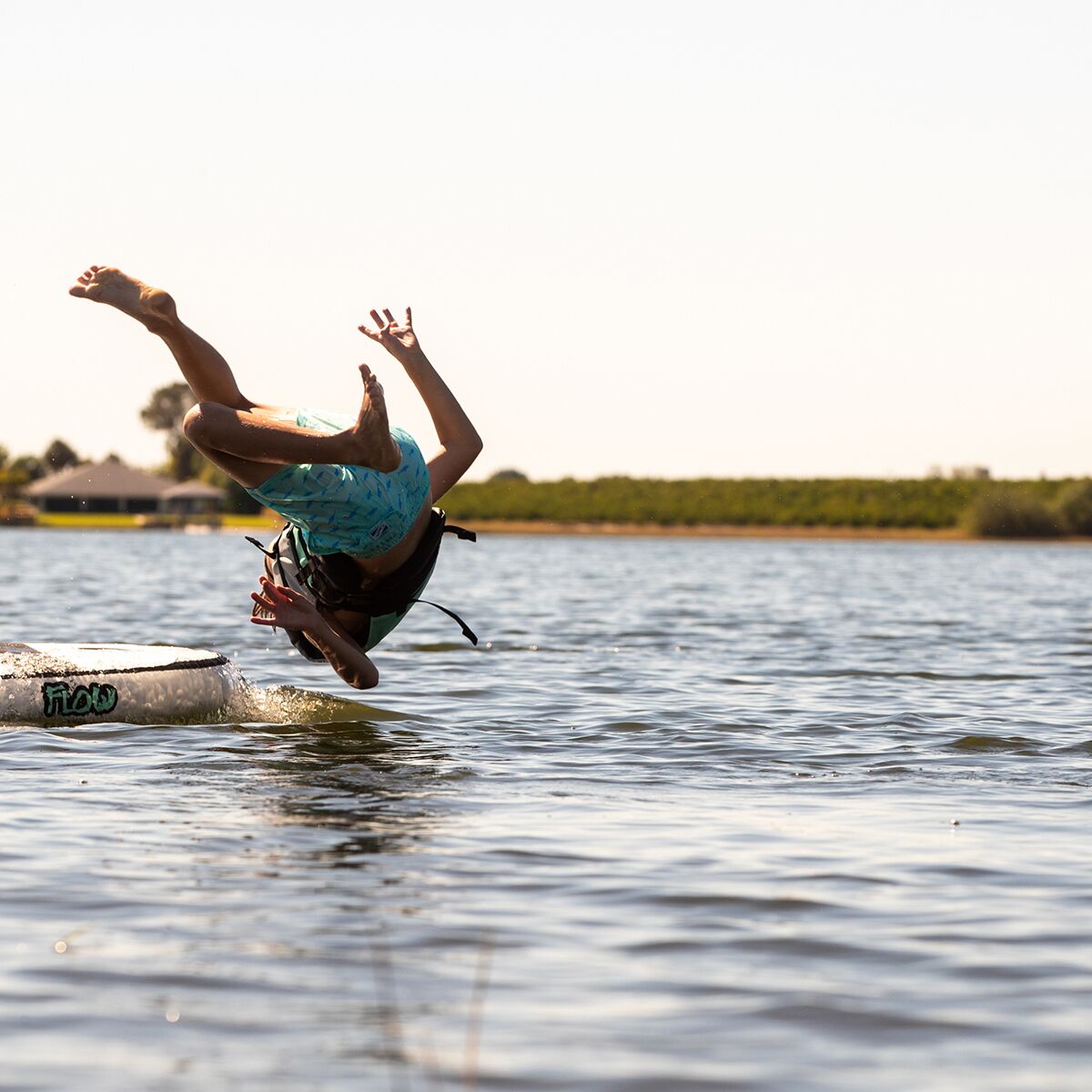 BOTE FLOW Aero Stand-Up Paddleboard - Paddle