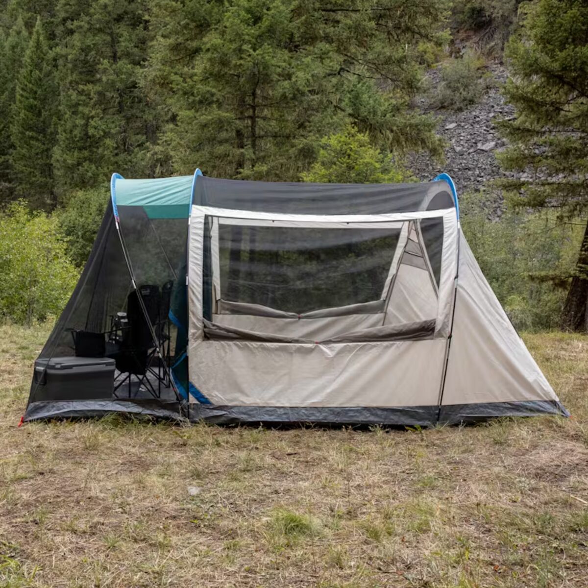 Coleman Screened Cabin Waterproof Tent: 6-Person 3-Season - Hike & Camp