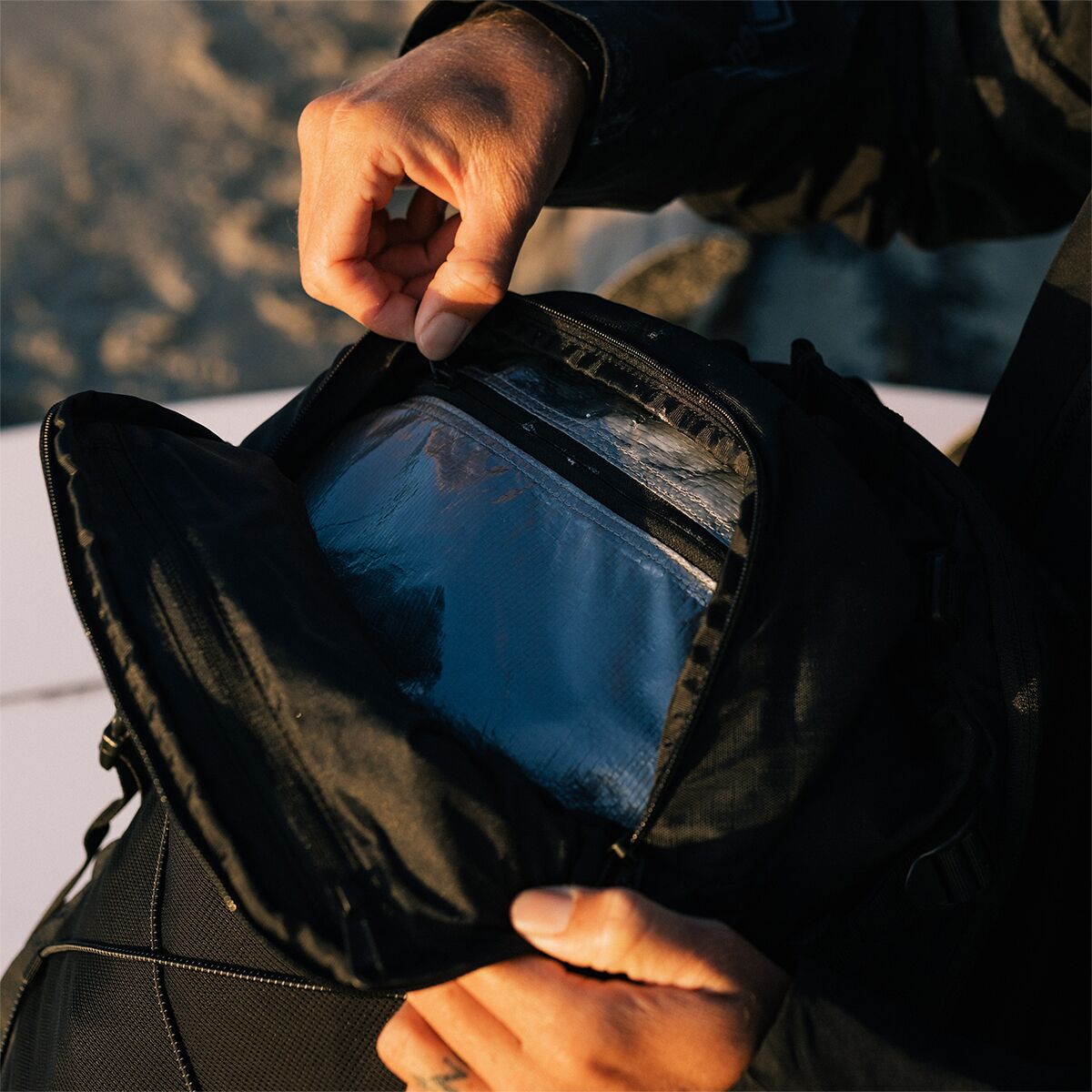 DAKINE Mission Surf Dlx Wet/Dry 40L Backpack - Surf