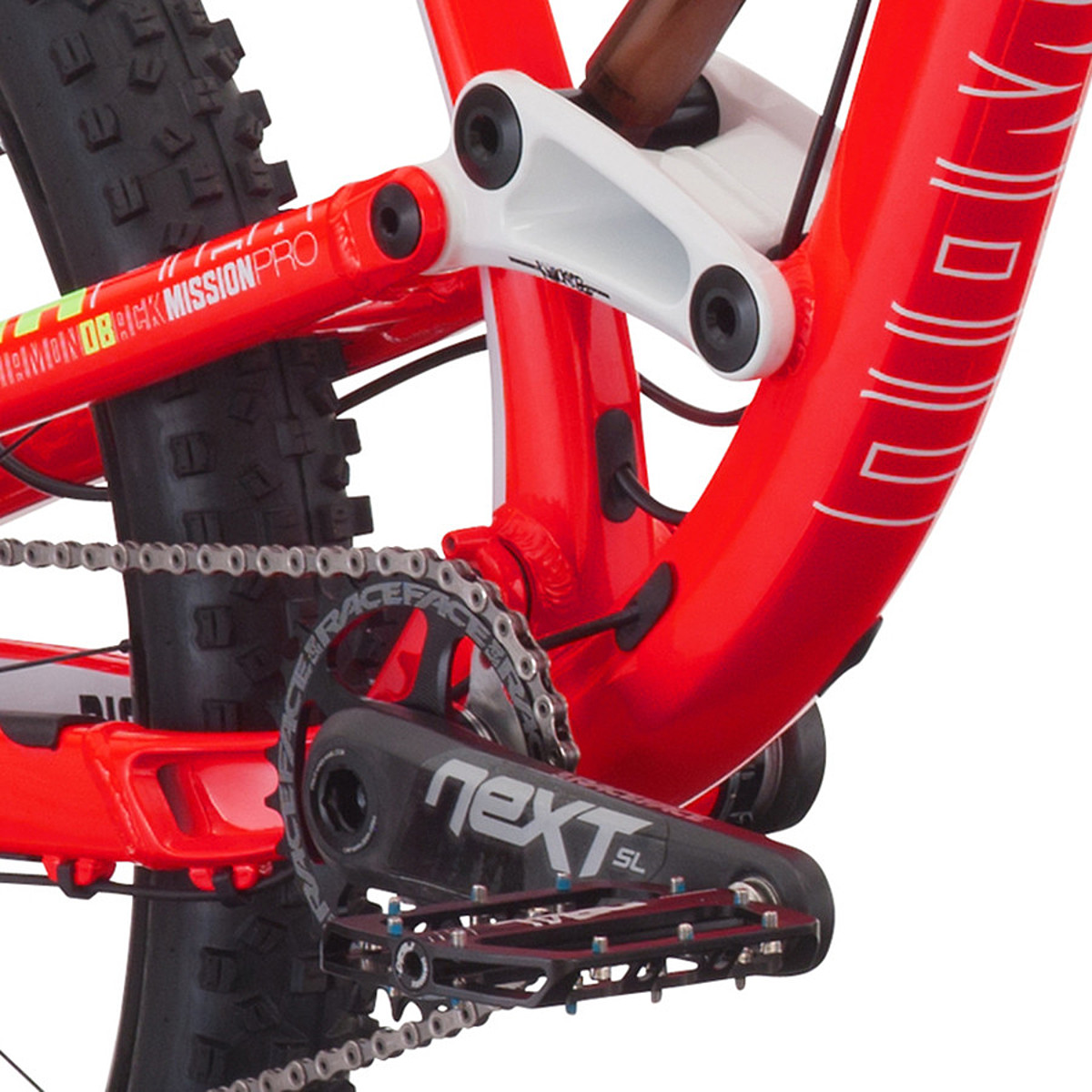 Diamondback Mission 27.5 Pro Complete Mountain Bike - Bike