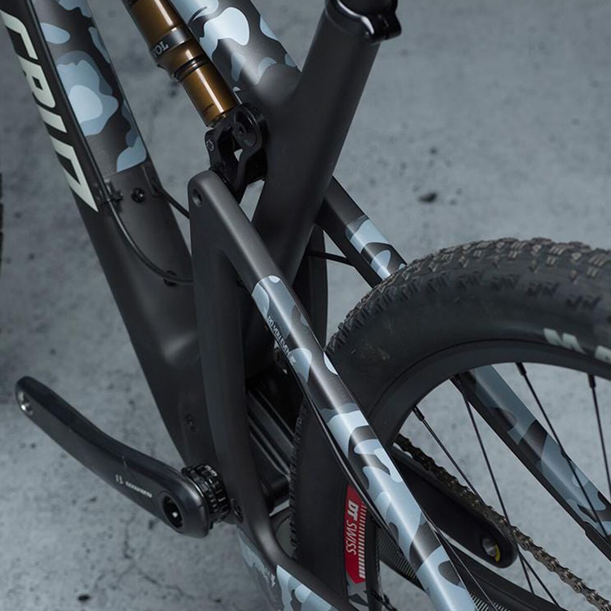 DYEDBRO MTB Frame Protector - Bike