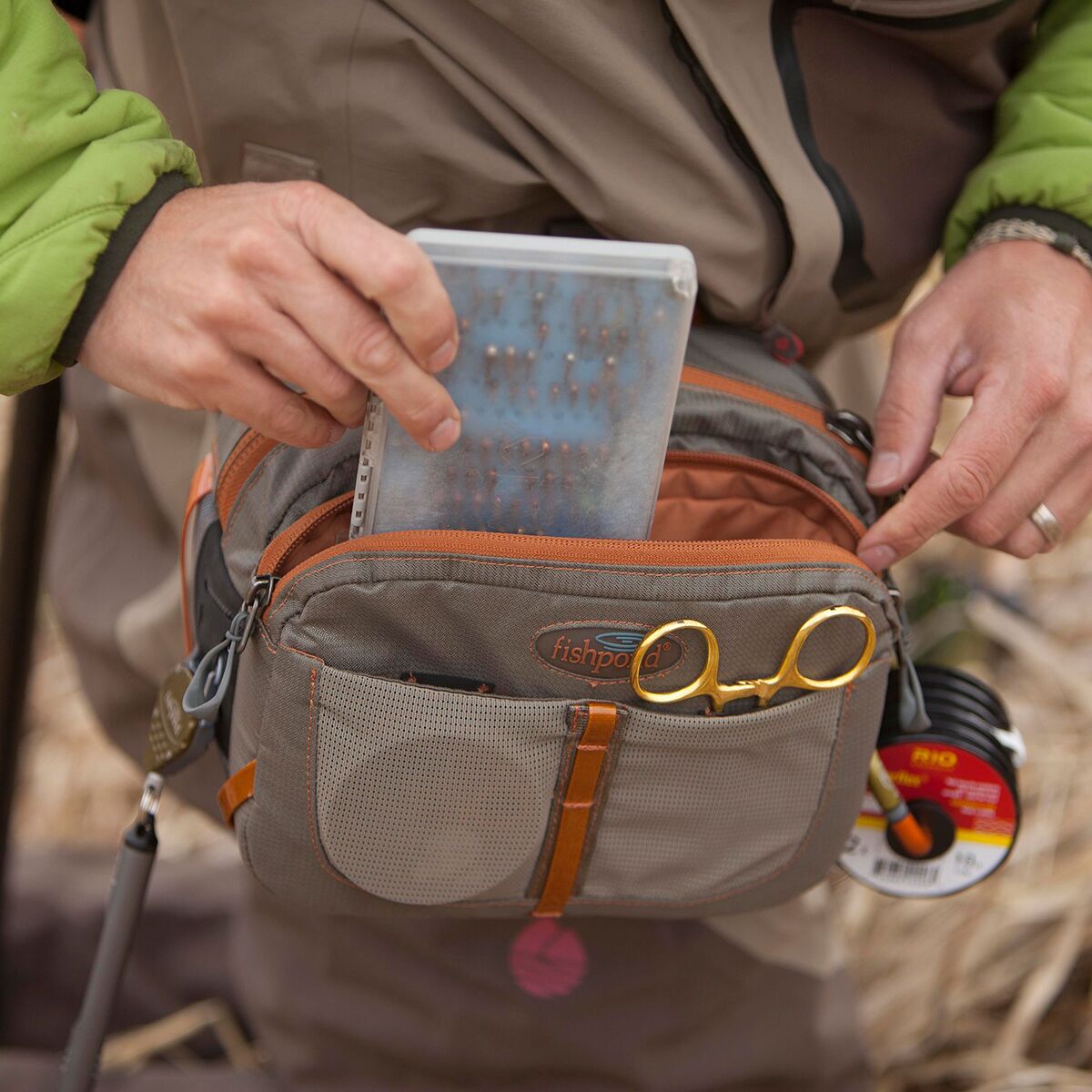 Fishpond Switchback Wading Belt System