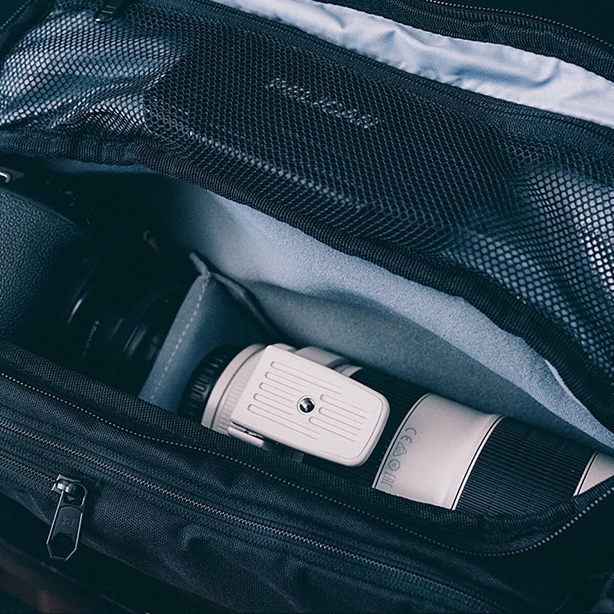 Hex Ranger DSLR V2 8L Sling Bag - Travel