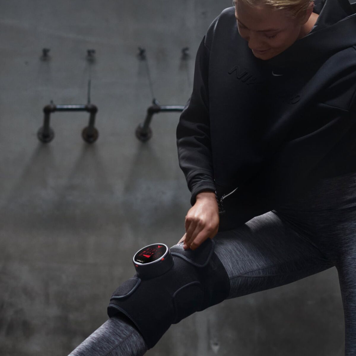 Hyperice Venom Heated Vibration Leg Wrap - Training