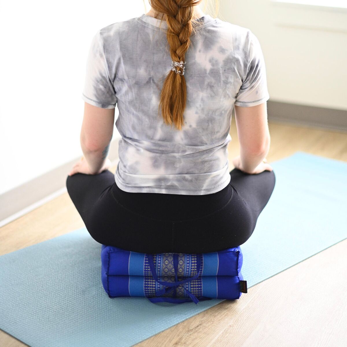 Hugger Mugger Zafuko Foldable Yoga & Meditation Cushion - Yoga