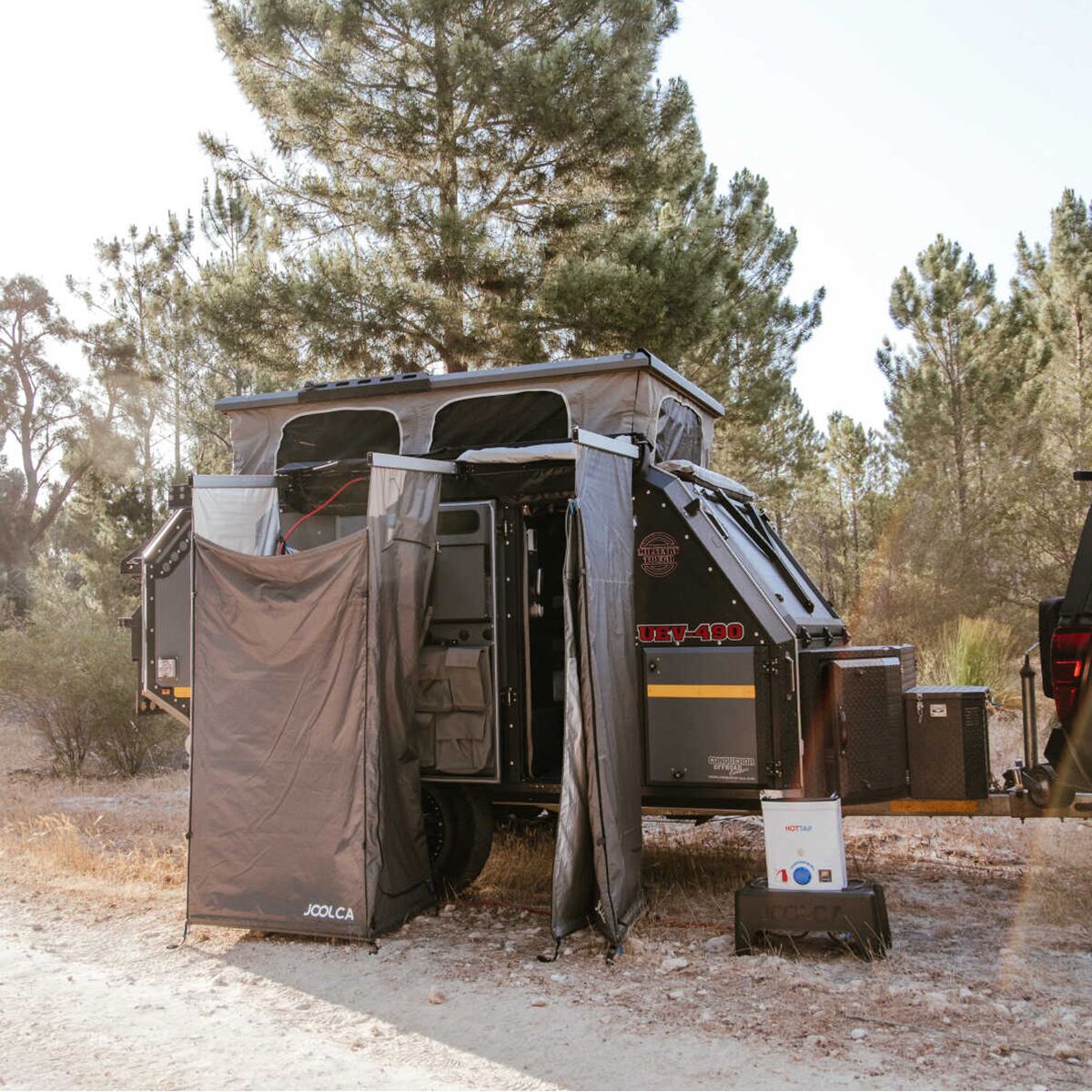 Joolca Ensuite Mounted Double - Ski