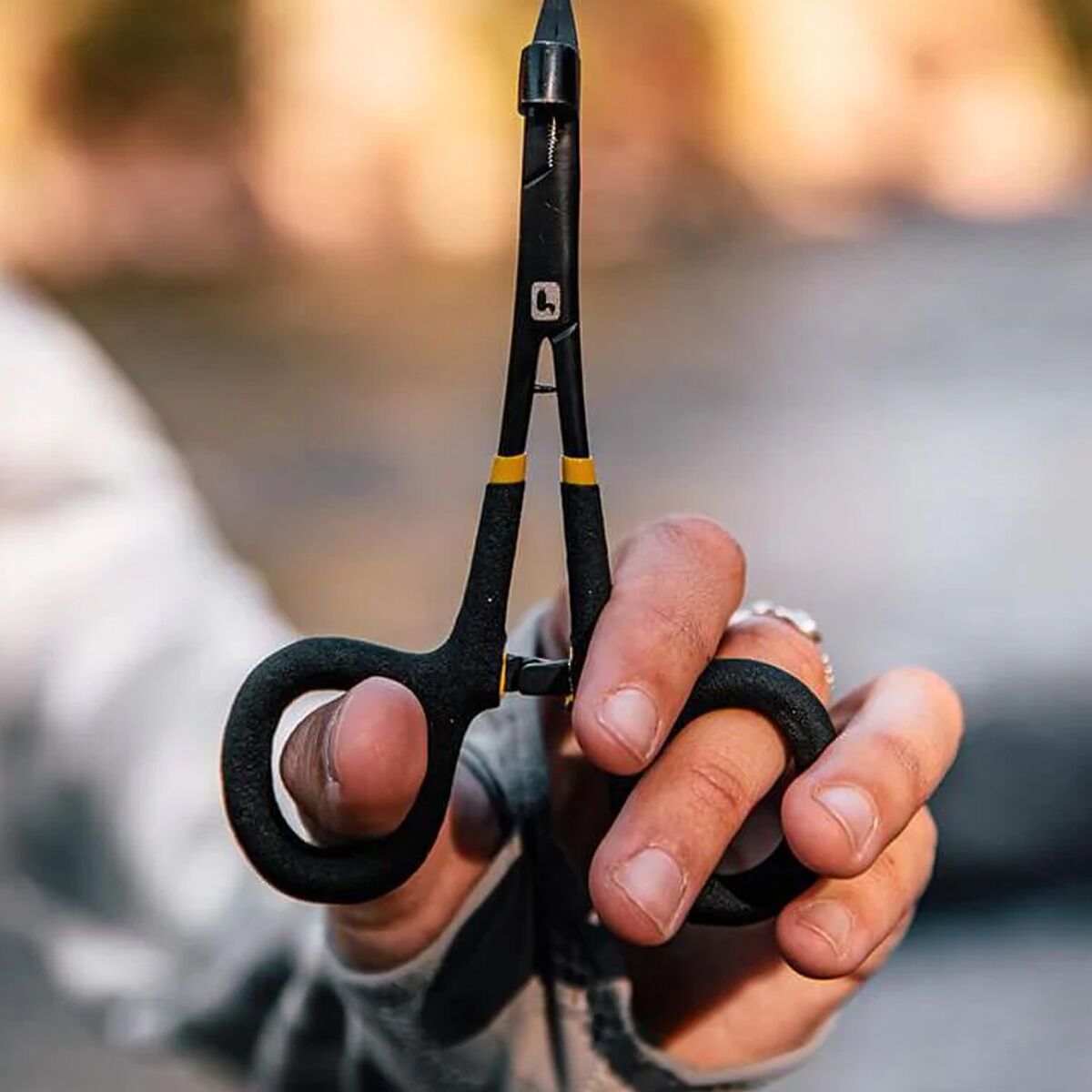 Loon Outdoors Rogue Hook Removal Forceps - Fishing