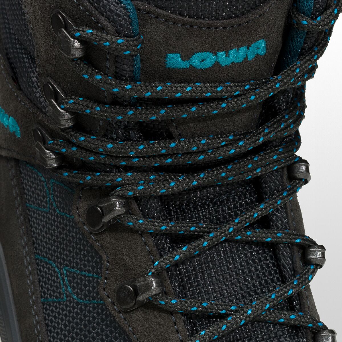 Lowa Taurus Pro GTX Mid Hiking Boot - Women's - Footwear
