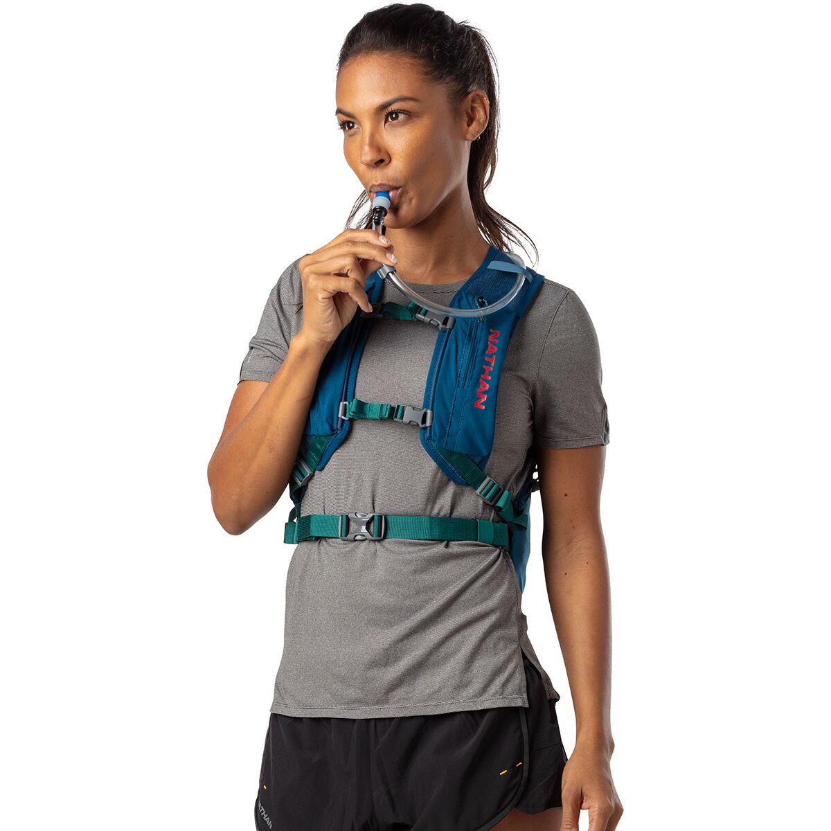 Nathan Crossover 15L Pack - Hike & Camp