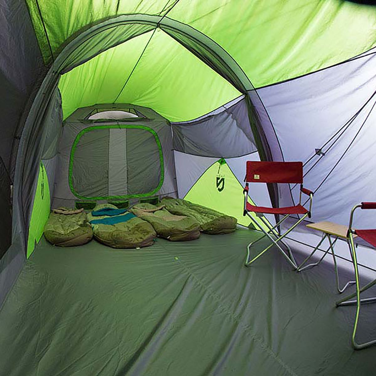 NEMO Equipment Inc. Wagontop 8P Tent: 8-Person 3-Season - Hike & Camp