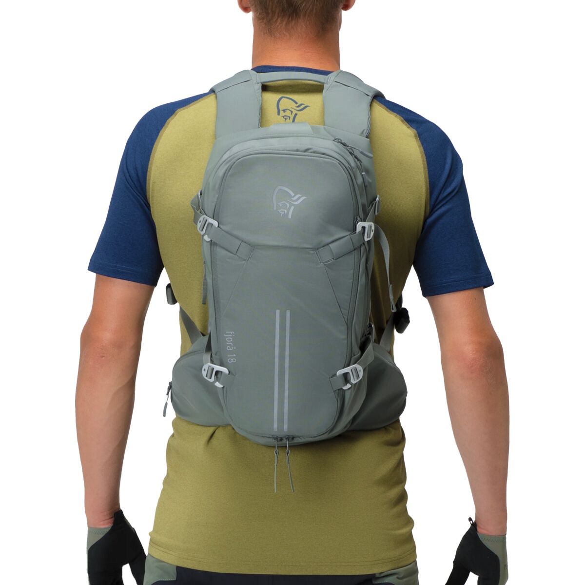Norrona Fjora 18L Pack - Hike & Camp