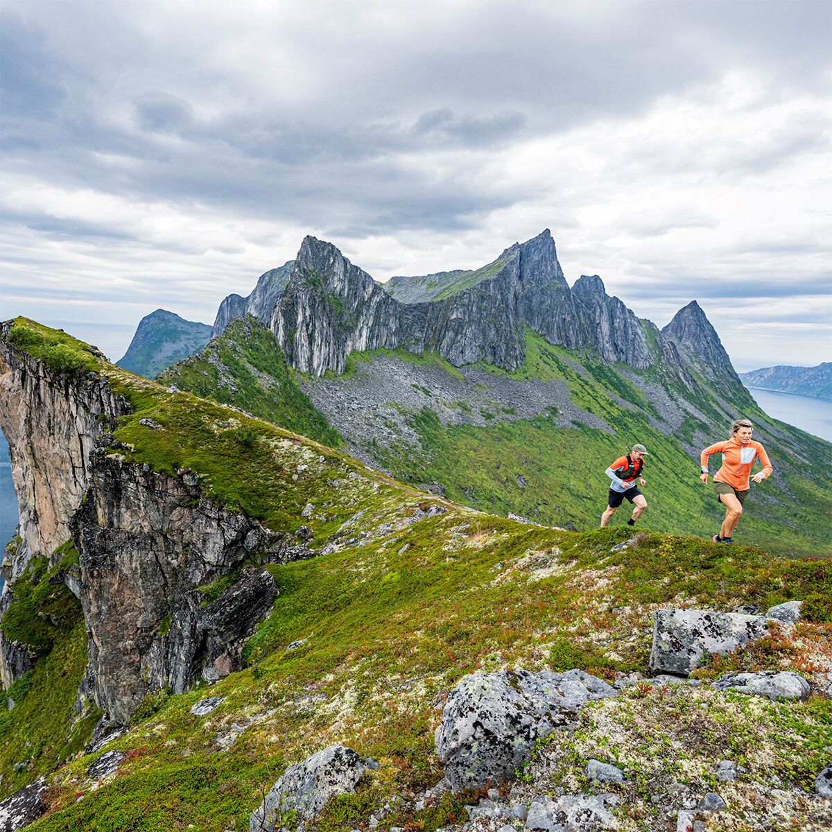 Norrona Senja Econyl70 7L Vest Pack - Accessories