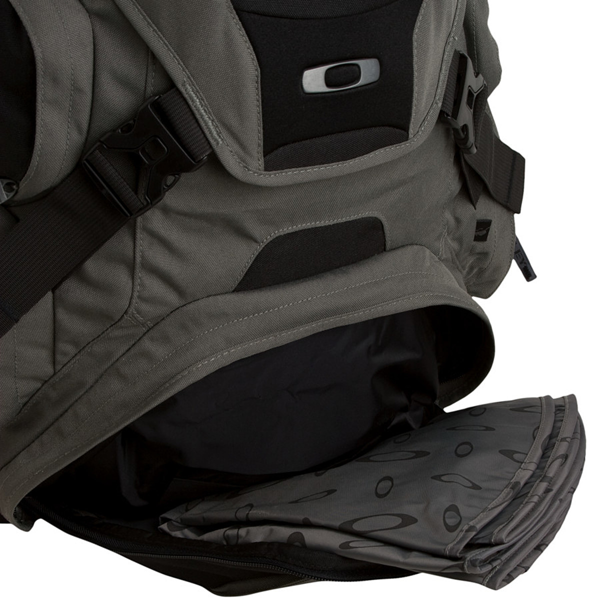 Oakley Surf Pack Backpack 4.0 - 2500 cu in - Accessories