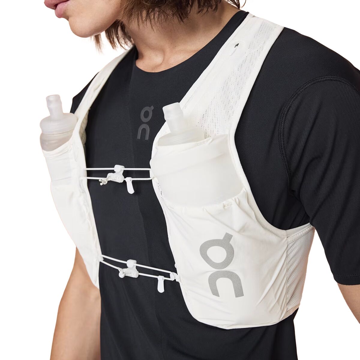 On Running Ultra 5L Hydration Vest - Hike & Camp