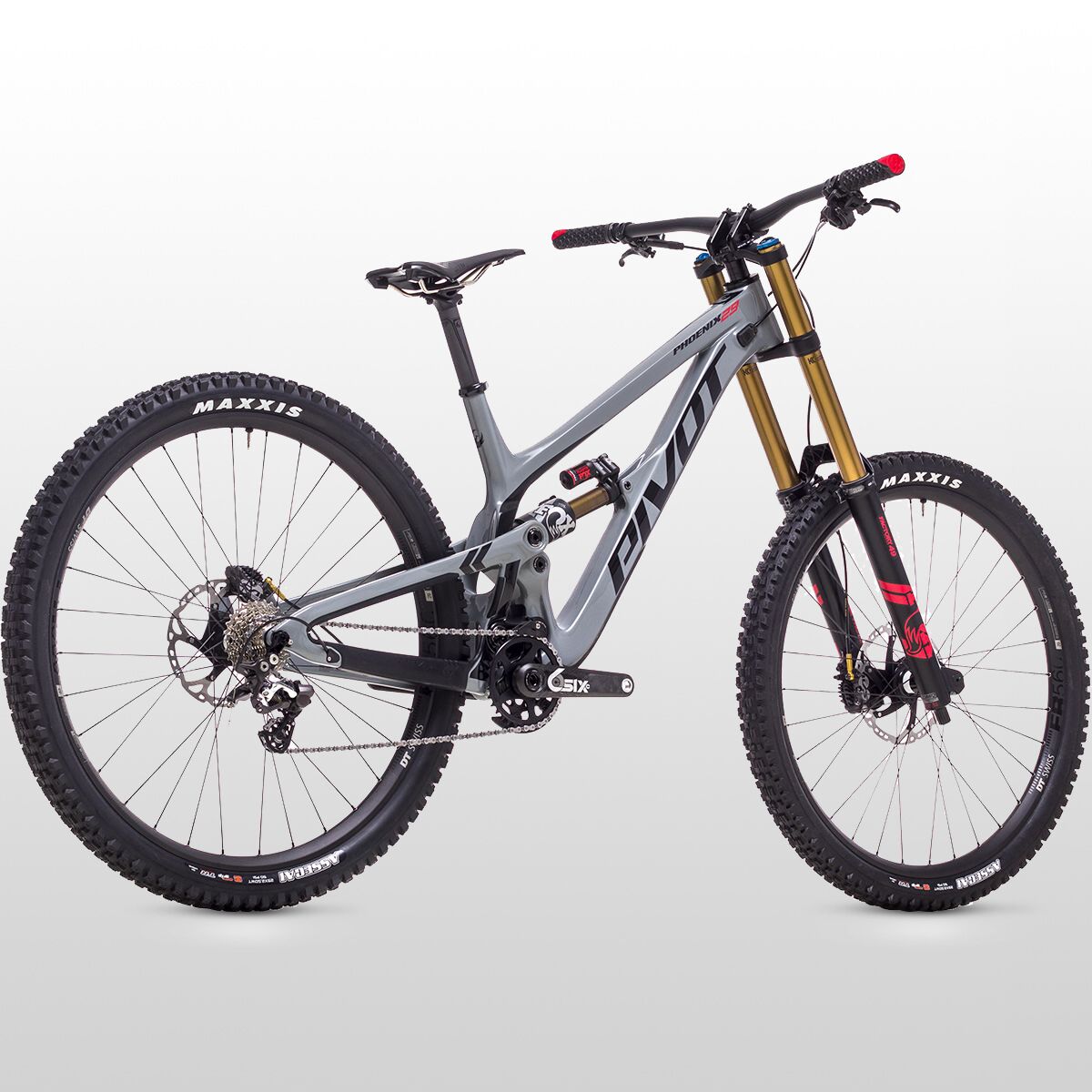 Pivot Phoenix 29 Carbon Saint Mountain Bike - Bike