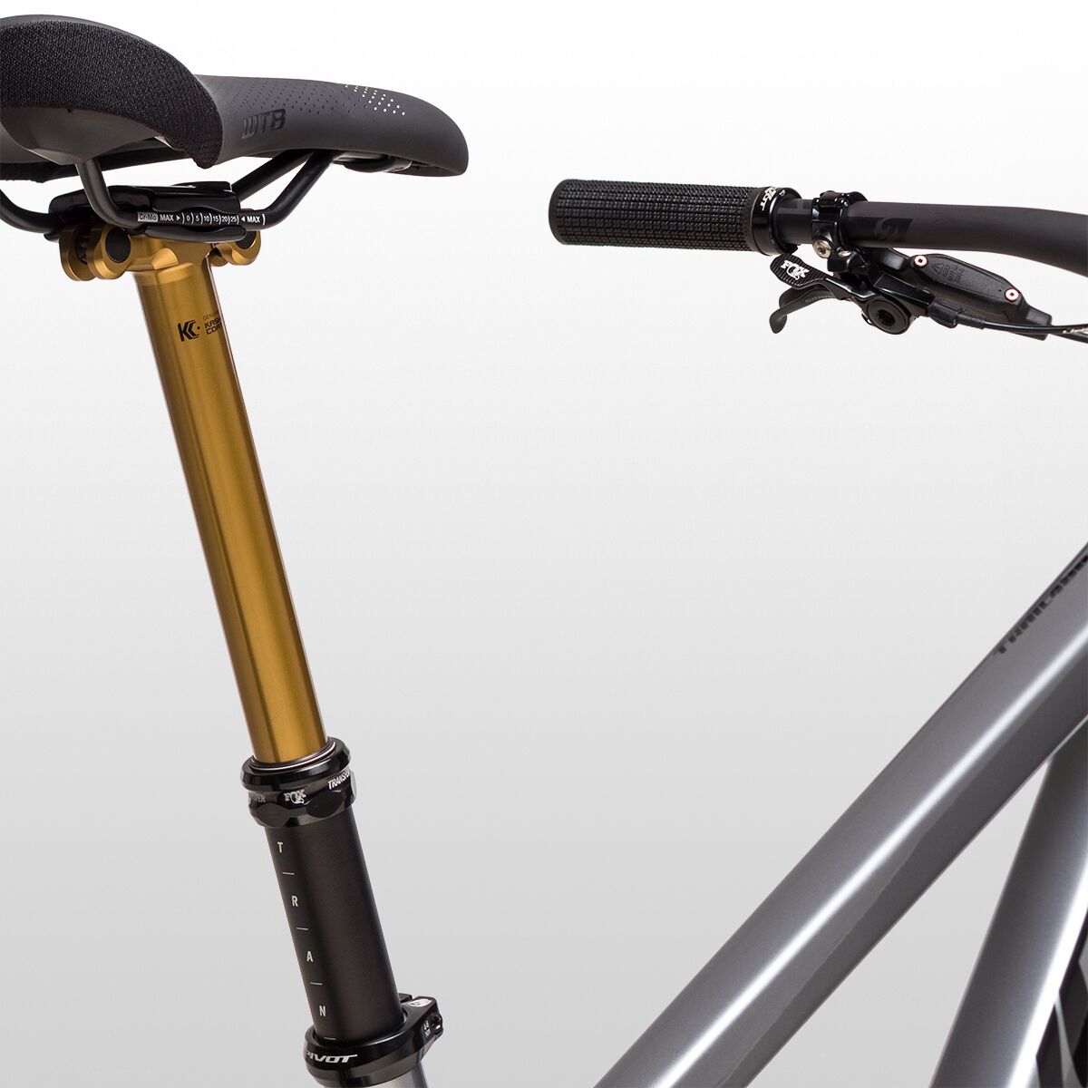 Pivot Trail 429 Pro X01 Eagle Carbon Wheel Mountain Bike - Bike