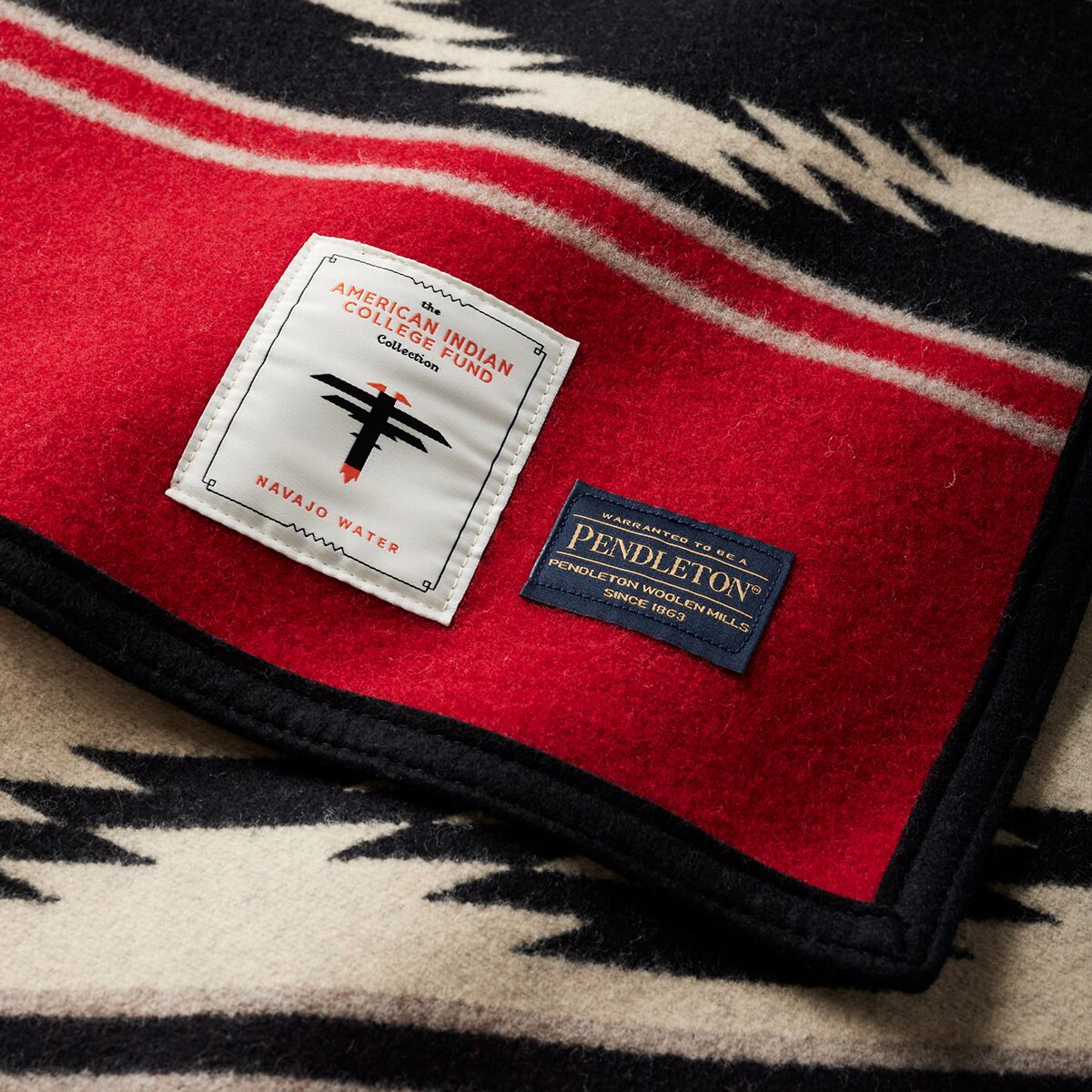 Pendleton Water Blanket - Accessories