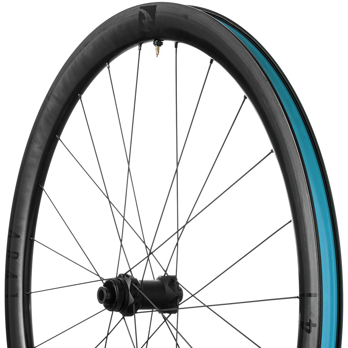 Reynolds AR41 Carbon Disc Wheelset - Tubeless - Bike