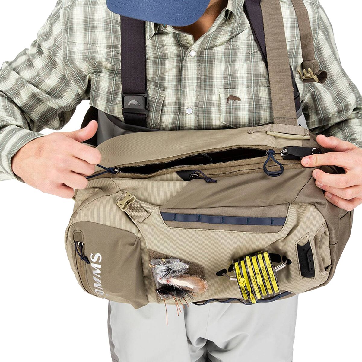 Simms Freestone Ambidextrous 18L Sling Pack | Backcountry.com