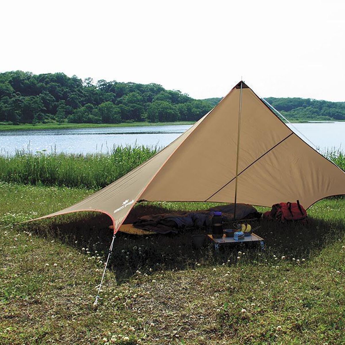 Snow Peak Penta Tarp - Hike & Camp