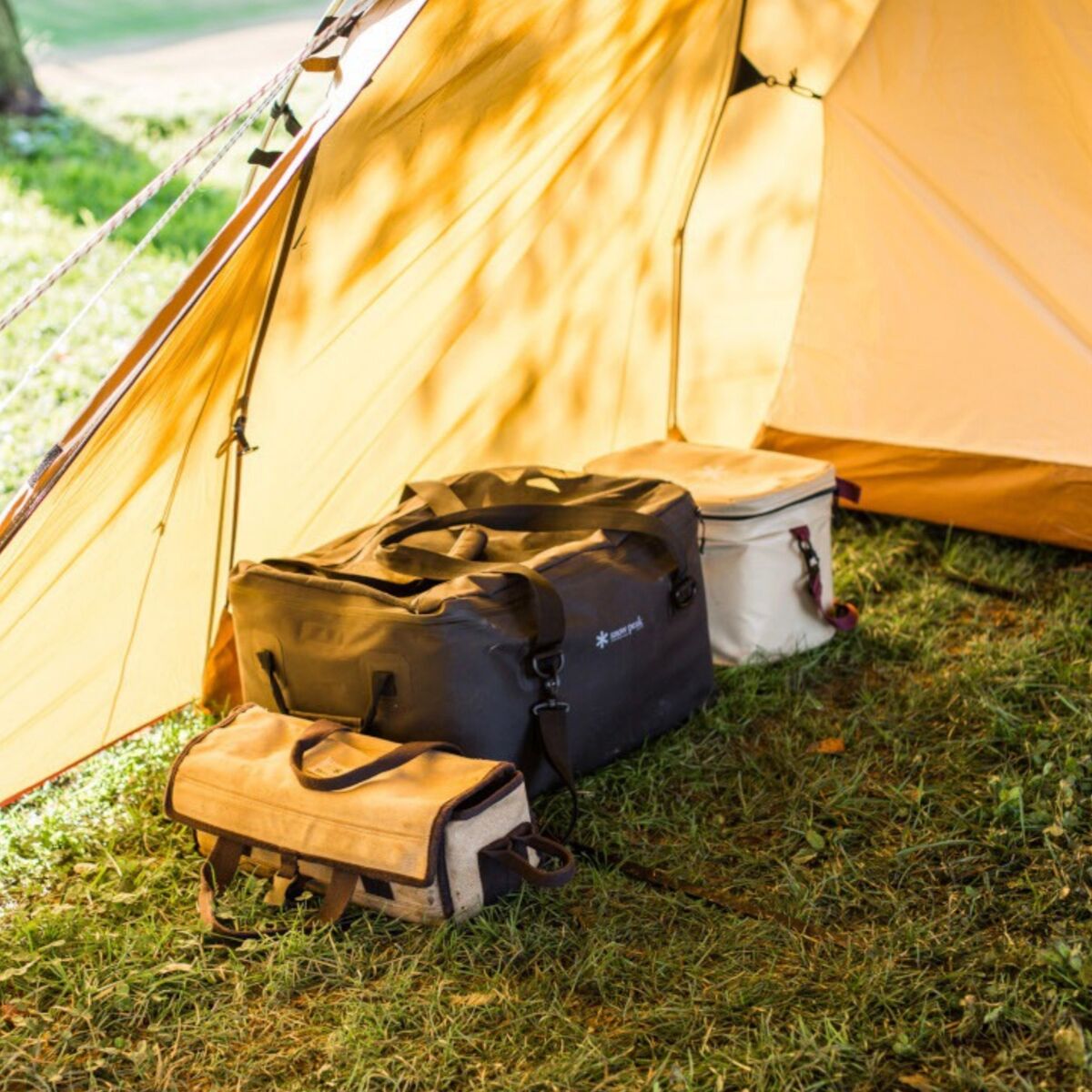 Snow Peak Entry Pack Tent Tarp - Hike & Camp