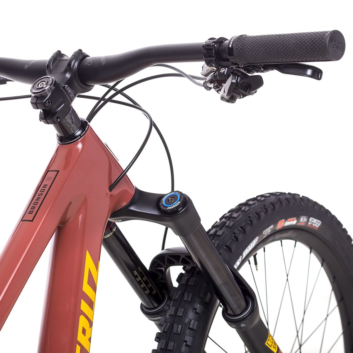 Santa Cruz Bicycles Bronson Carbon 27.5+ S Complete Mountain Bike - Bike