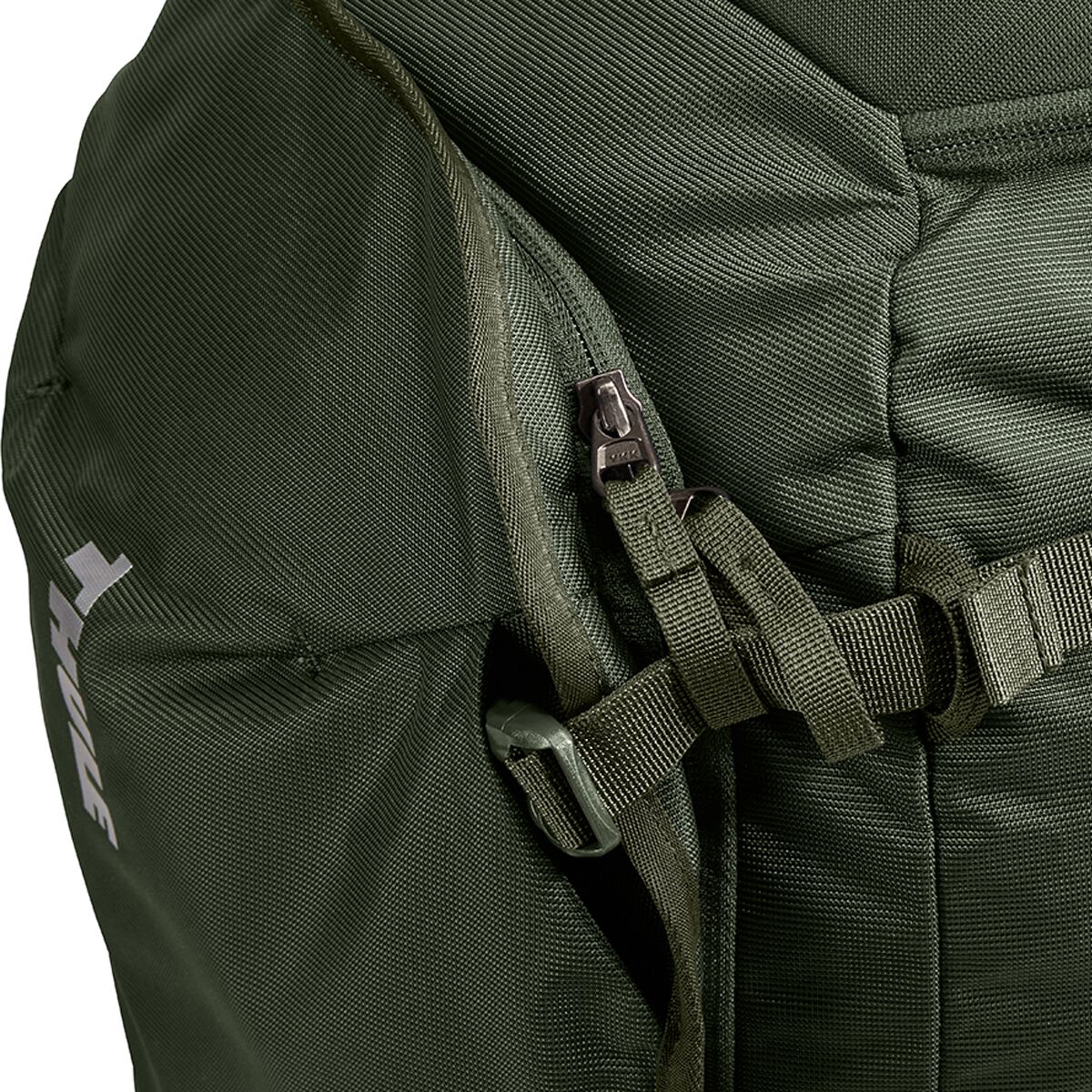 Thule Landmark 70L Travel Pack - Travel