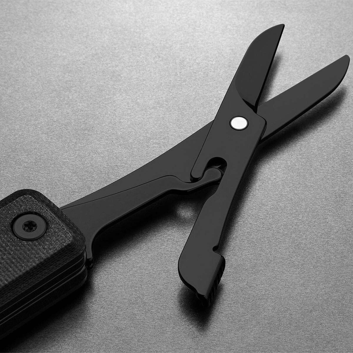The James Brand Ellis Scissors - Hike & Camp