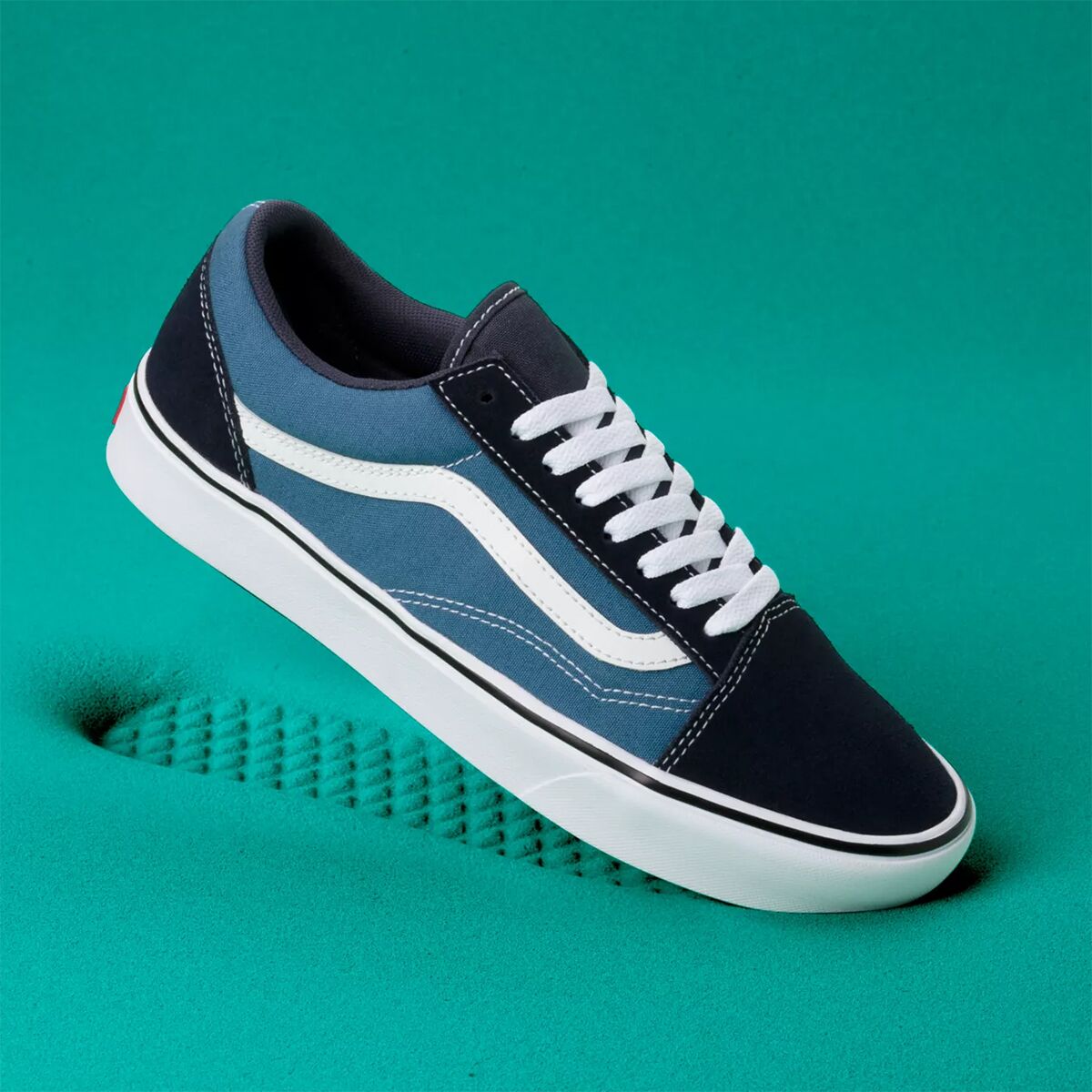 Vans ComfyCush Old Skool Shoe - Footwear