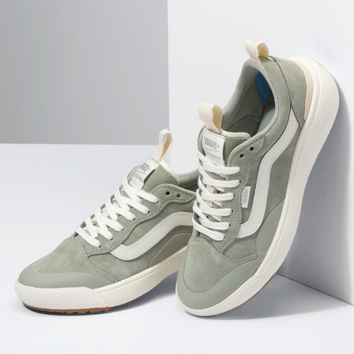 Vans Ultrarange Exo SE Pop Shoe - Women's - Footwear