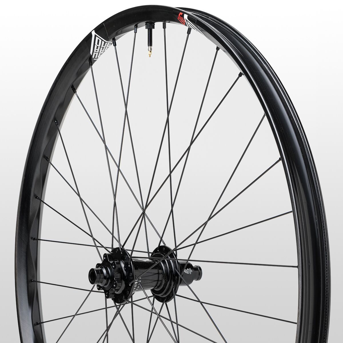We Are One Convergence Triad I9 Hydra 29in Boost Wheelset - Bike