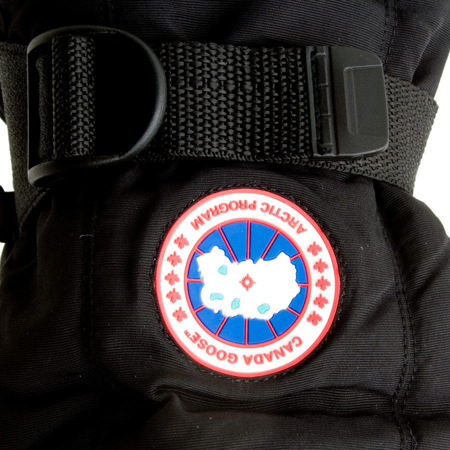 Canada Goose Arctic Down Glove F15 - Men's | Backcountry.com