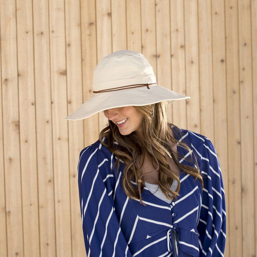 Pistil Mina Hat - Women's | Backcountry.com