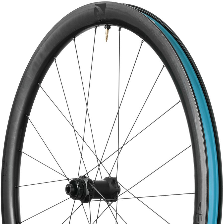 Reynolds ATR Carbon Disc Wheelset - Tubeless - Bike