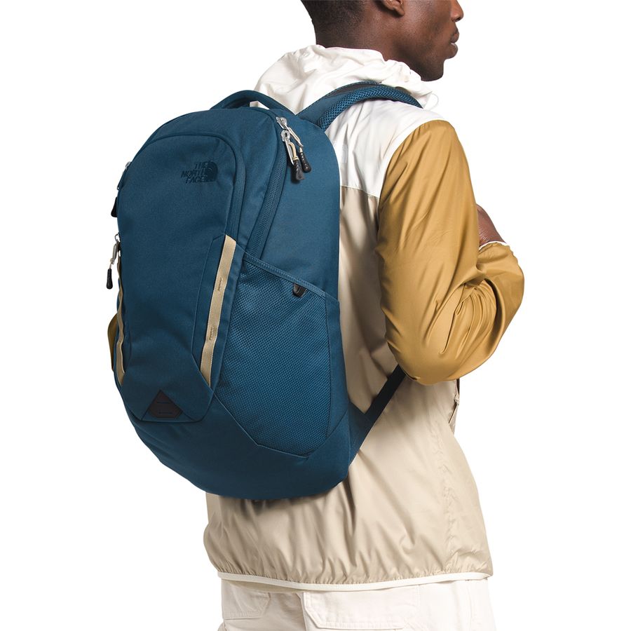 The North Face Vault 26.5L Backpack | Backcountry.com