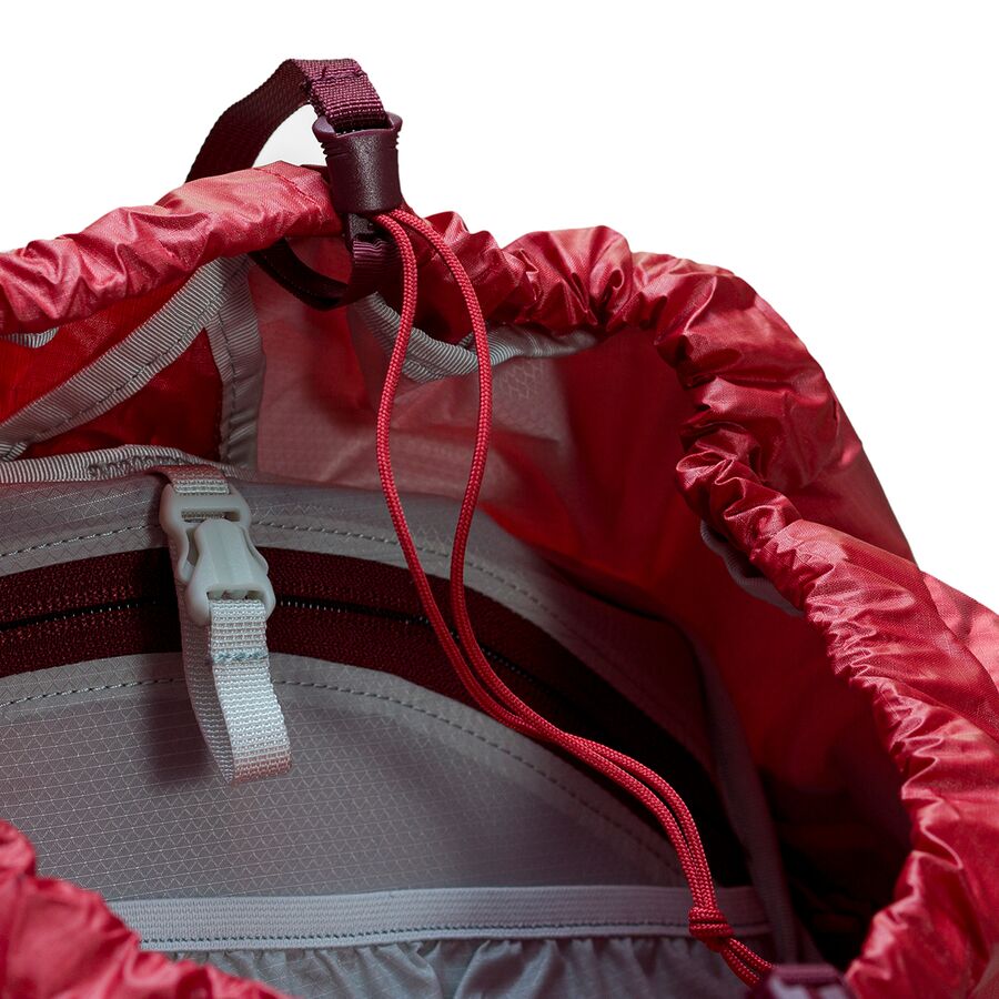 The North Face Hydra 26L Backpack - Women's | Backcountry.com