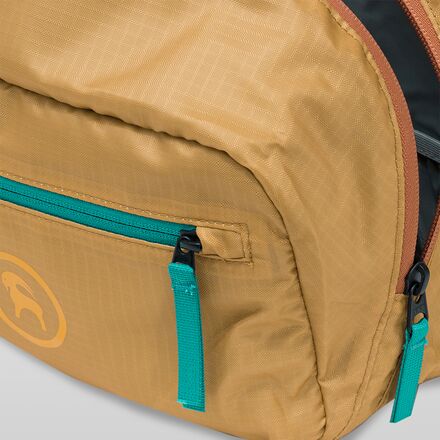 Backcountry 7L Sling Pack - Accessories