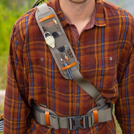 Fishpond Switchback Wading Belt System