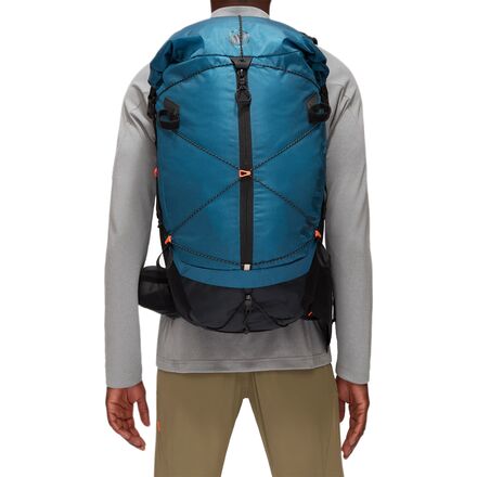 Mammut Ducan Spine 28-35L Backpack - Hike & Camp