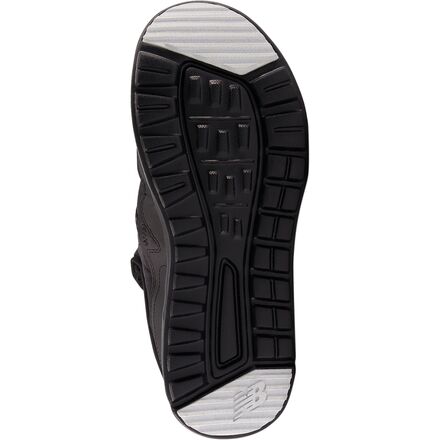 New Balance Caravan Mid-Moc v2 Shoe - Footwear