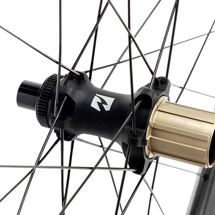 Reynolds AR46 Carbon Disc Wheelset - Bike